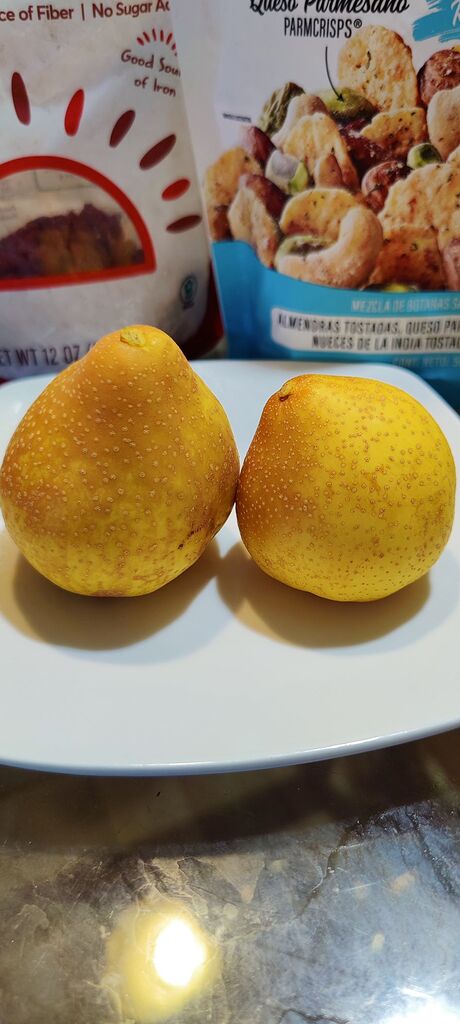 Please identify my Pear - General Fruit Growing - Growing Fruit