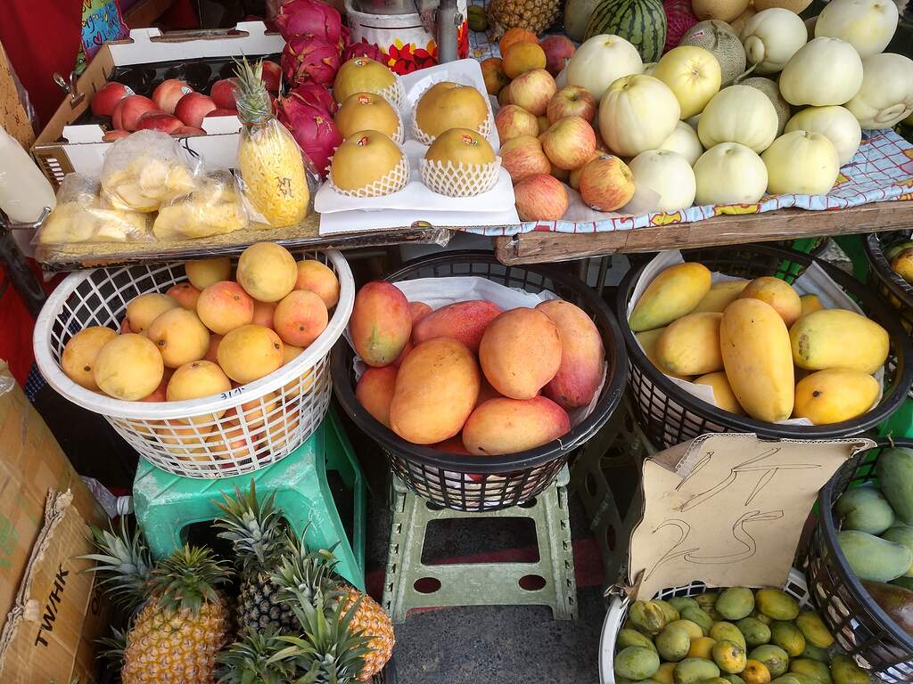 Taiwan mangoes I tasted June 2019 - Pictures! - Growing Fruit